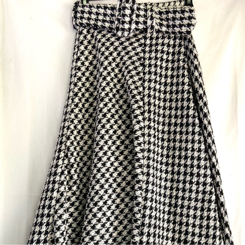 H&M Textured Bold Houndstooth Plaid Black And White F… - Gem